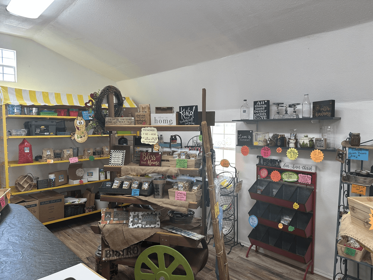 The Nut House - Premium Nuts & Candy